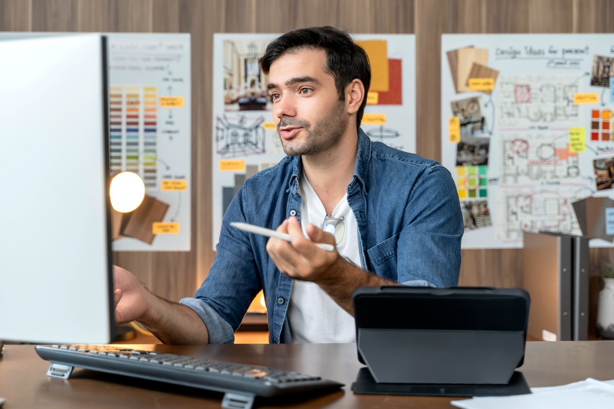 Building a personal tech brand as a student developer - TIMSCDR